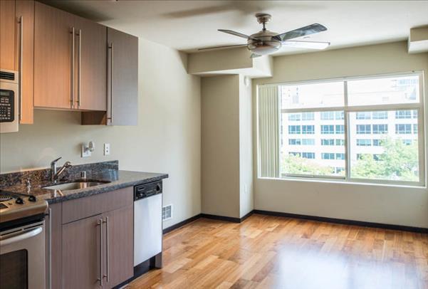 Moda Apartments, Seattle WA - Walk Score