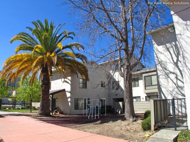 Town Center and Courtyards at Acorn Apartments, Oakland CA - Walk Score